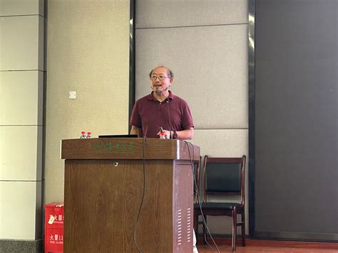 南京农业大学程宗明教授为学院师生作学术讲座 草业科技学院