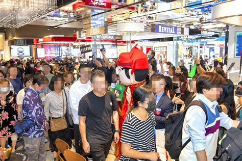 新光三越信義新天地週年慶啟動！原子少年u：nus站台相挺 430個獨家櫃炒熱買氣 自由電子報istyle時尚美妝頻道