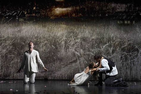 დაიკო მიყვარხარ გია ფერაძის ვაჟი დას დაემშვიდობა რა არის ცნობილი გიორგი ფერაძეზე რომელიც