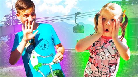 Старший брат прячется и разыгрывает младшую сестру Сборник Youtube