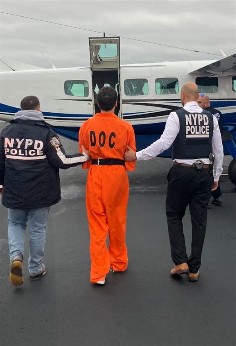 Exclusive Suspected Ceo Killer Luigi Mangione Was Flown Back To City