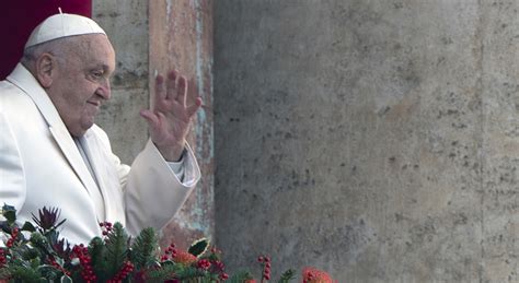 Papa Francesco Si Sta Muovendo Avverte Che La Morte è Vicina Le