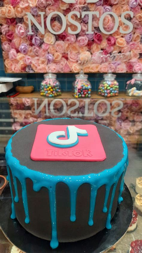 ΤΟΥΡΤΕΣ ΓΕΝΕΘΛΙΩΝ Nostos Corfu