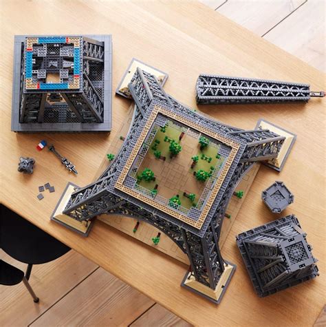Milý Ježíšku Lego Představilo Obří Stavebnici Eiffelovy Věže