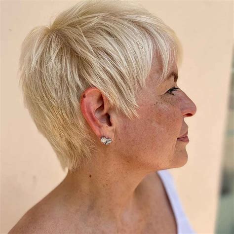 43 Trendiest Pixie Haircuts For Women Over 50 Pixie Haircut Short