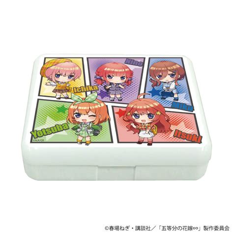 小物ケース「五等分の花嫁∽」02 集合デザイン アメリカンポップver ミニキャライラスト ｜アニメ・キャラクターコラボグッズのecならeeo Store（イーオストア）