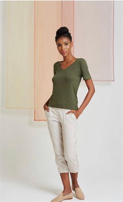 T Shirt Gola V Linho Lemon Basics Smr Anzanello Moda Feminina