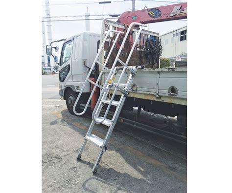 トラックライム 株式会社アクトワンヤマイチ