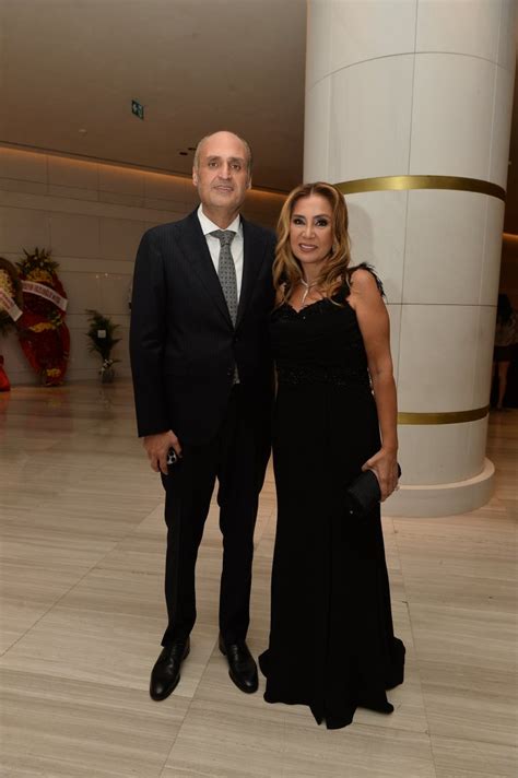 Ceyda Ekşi İle Ali Dönmez Görkemli Bir Düğünle Dünyaevine Girdi