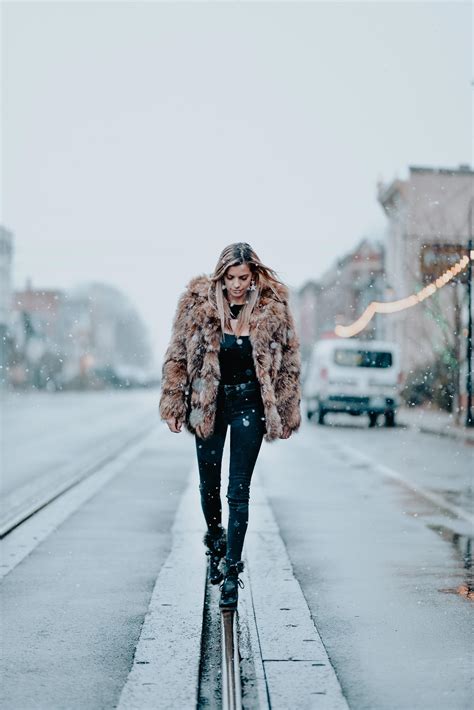 On Rails D600 Sigma 85 14 Codyfoto On Instagram Scrolller