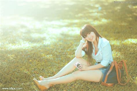 Photoshop调出草地美女照片朦胧秋季色调 Ps教程网