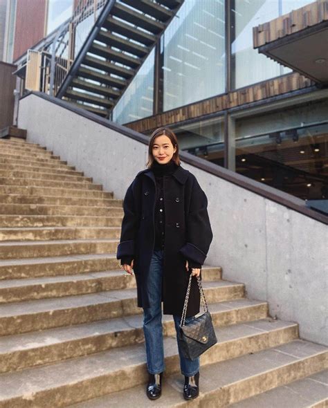 猪鼻ちひろさんのインスタグラム写真 猪鼻ちひろinstagram「愛と団らんのとき。 このシーズンの温かみが大好きです。 🥰 ちひろ