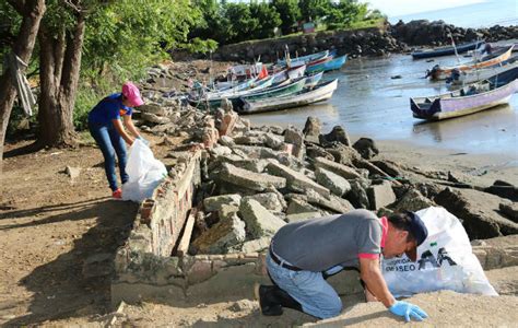 Recogen 6 Toneladas De Basura En Playas Santeñas Panamá América