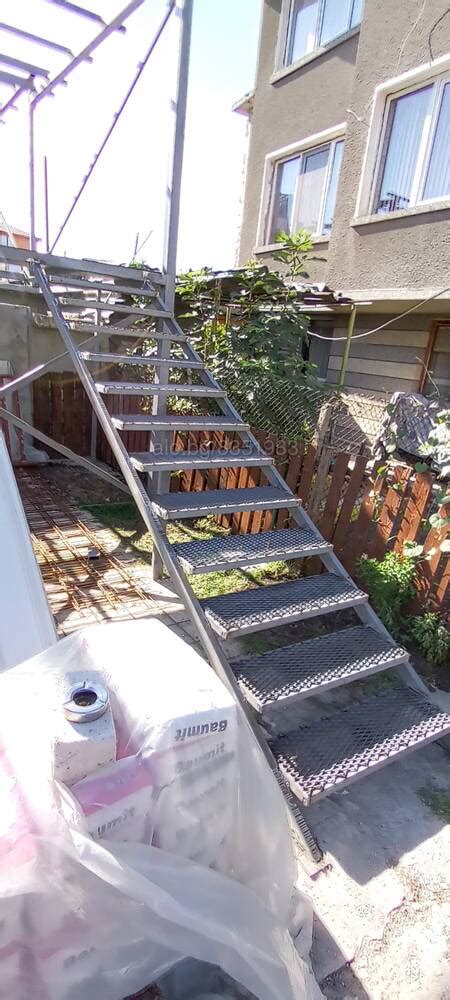 Изграждане на метални конструкции халета тенти и навеси за Бургас и региона Строителни