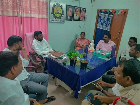 డంపింగ్‌యార్డు సమస్యను త్వరగా పరిష్కరించాలి The Dumping Yard Issue