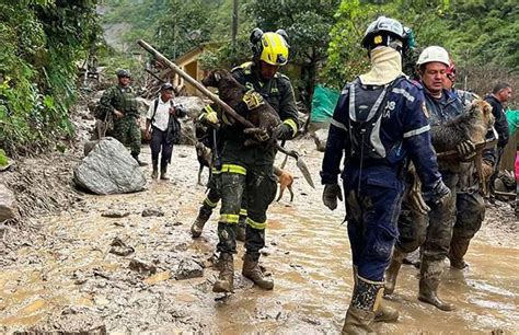 Suben A 14 Los Muertos Por Una Avalancha En El Centro De Colombia