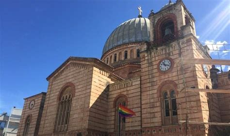 ΤΑ «ΚΡΟΚΟΔΕΙΛΙΑ ΔΑΚΡΥΑ ΚΑΙ Η ΥΠΟΚΡΙΣΙΑ ΤΩΝ ΥΒΡΙΣΤΩΝ ΤΗΣ ΠΙΣΤΗΣ ΜΑΣ Η ΑΣΤΥΝΟΜΙΑ ΕΣΠΕΥΣΕ ΝΑ