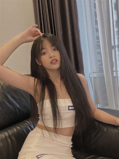 B Quay L N Nhan S C Hot Girl Tr Ng R N Th Ng H Ng Kh Tin Fan Nghi Ng C S T C Ng Dao K O