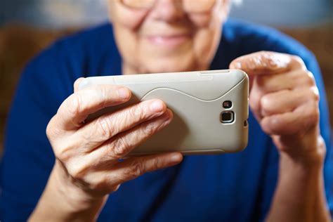 Slm The Best Cellphones For Seniors Unveiled
