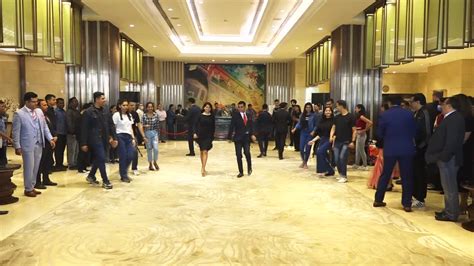 Video Mohammad Shoeb On Linkedin Record Breaking 100 Crore Celebration Happiness Surrounded