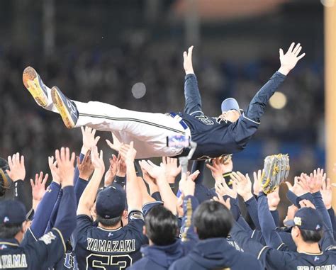 野球 オリックスが26年ぶりの日本一、山本由伸離脱も一丸で4連勝 Wacoca News