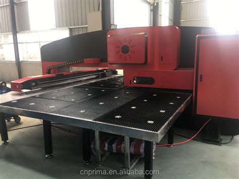 Prima 3015 자동 귀환 제어 장치 Cnc 포탑 펀치 압박 자동적인 펀칭기 Buy 자동 펀칭기3015 서보 Cnc