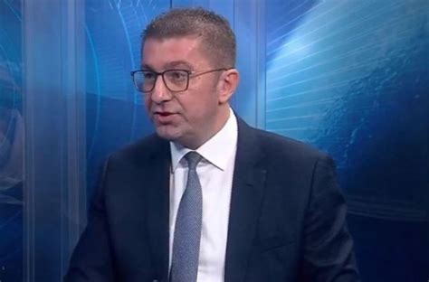 Мицкоски Најмалку 46 проценти покачување на платите на наставниците