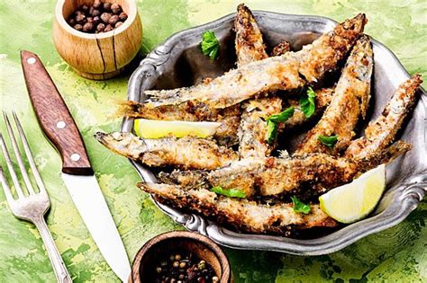 전체 생선 튀김 접시에 빵 가루 입힌해산물튀김 음식 튀김 사진 배경 및 무료 다운로드를위한 그림 Pngtree