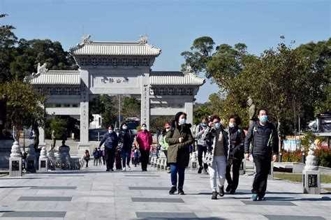 游走香港大屿山 观昂坪市集 搜狐大视野 搜狐新闻