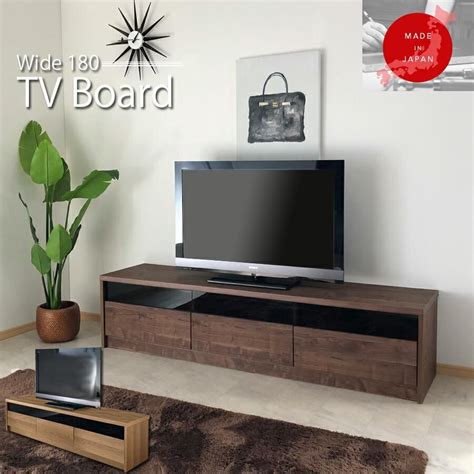 木目のあたたかさとシンプルなデザインがお部屋に合わせやすい日本製tvボード