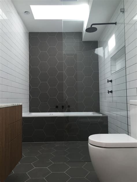 27 Hexagon Bathroom Tile Ideas To Make You Throw Shapes