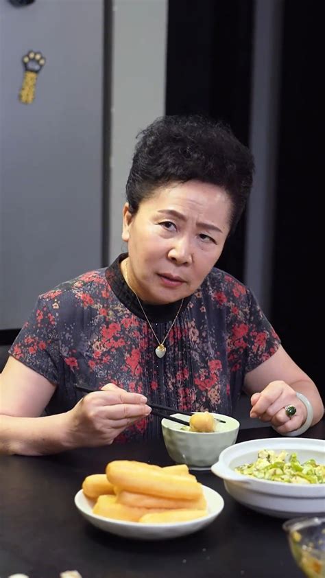 盲目的順從是愚孝 大潘 盲目的順從是愚孝 婚姻 婆媳 家庭 劇情 By 大潘