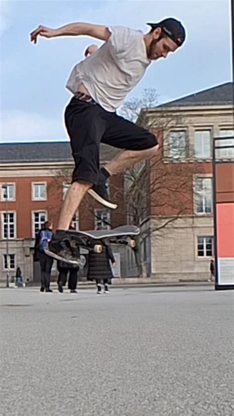 I Accidentily Invented The Ollie Earth Core R Skateboarding