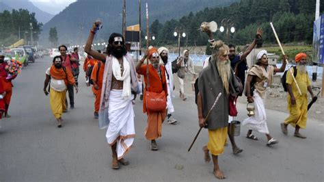 Amarnath Pilgrims Are On The Move India News