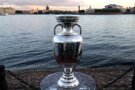 Россия подаст заявку на проведение чемпионатов Европы по футболу 2028 и 2032 годов