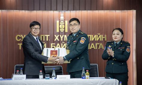Боловсролын сайд П Наранбаяр Сургалт хүмүүжлийн тусгай байгууллагад ажиллалаа