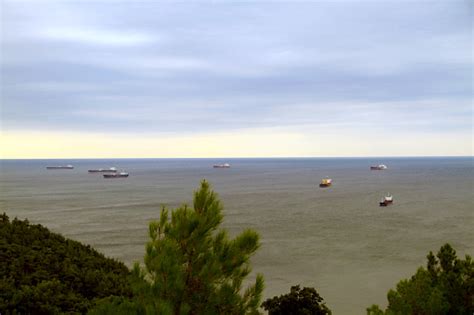 원유 유조선 및 액화 석유 가스 흑해의 노보로시스크 항구에서 적재대기 중 0명에 대한 스톡 사진 및 기타 이미지 0명 공중 뷰 금속 Istock