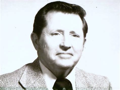 Leon A Mccrary Obituary Quad Cities Daily