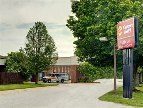 Clarion Highlander Hotel University Of Iowa
