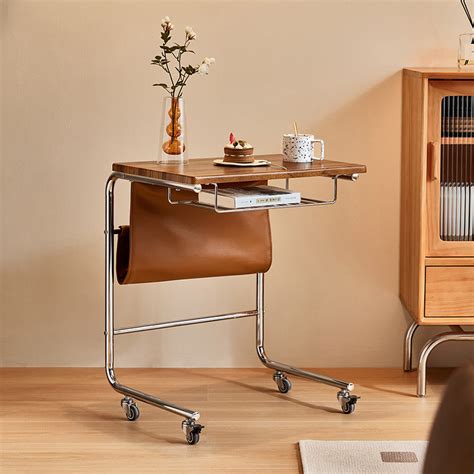 플래지어 린지홈 브리튼 매거진 랙 이동식 사이드 테이블 위시버킷