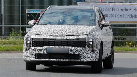 준중형 Suv 왕좌 굳히기 3년 만에 페이스리프트되는 2025 기아 스포티지 구름을달리다