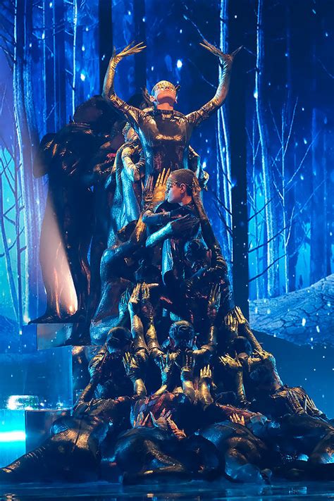 ‘americas Got Talent Final Qualifiers Mayyas Steals The Show Hollywood Life