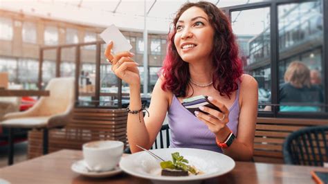 Woman Complains After She Was Charged A 5 Employee Health Fee On Restaurant Bill In Addition To