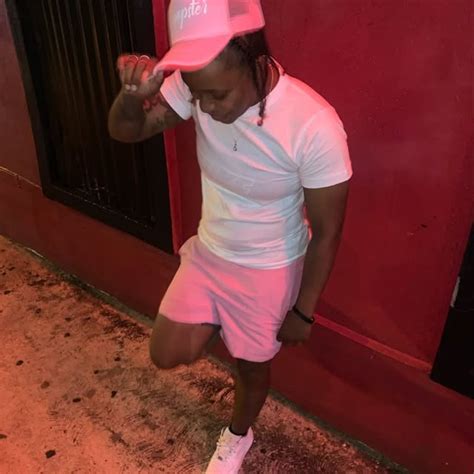 Trin 🏳️‍🌈 Hmm Trin Threads Say More