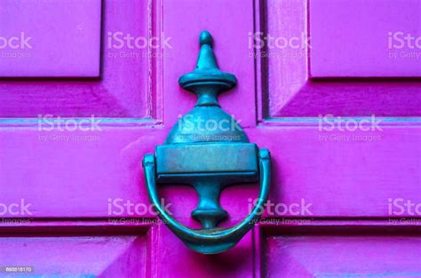 황동 문 고리 장식 집에 아름 다운 입구의 모양에서으로 문 0명에 대한 스톡 사진 및 기타 이미지 0명 건축 게이트 Istock