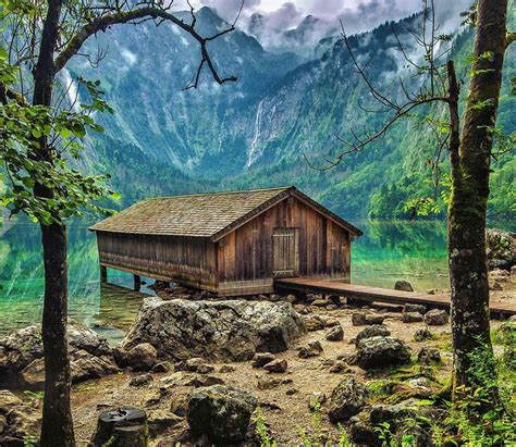 Jacob Riglin Travels The World And Captures Stunning And Surreal Landscapes