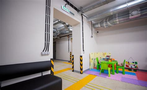 У Дарницькому районі завершили капітальний ремонт укриття в медзакладі ФОТО Вечірній Київ