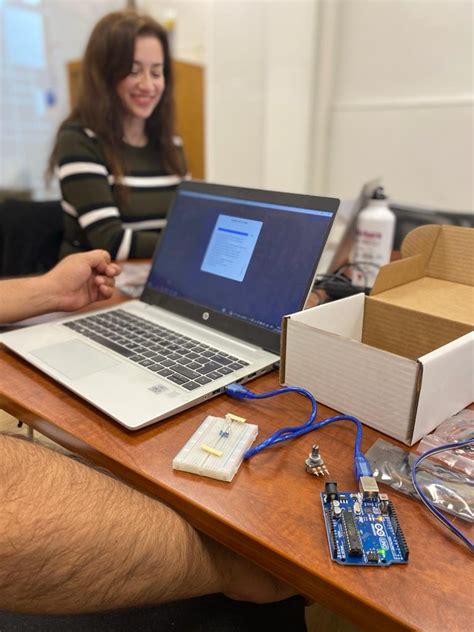 Taller Sobre Uso De Arduinos Para Potenciar Las Clases Costadigital Pucv