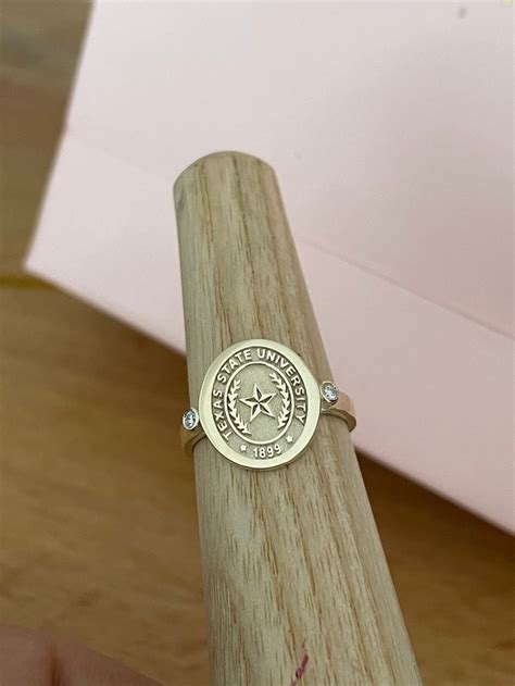 Solid Gold Diamond College Class Rings Womens Class Ring Gold