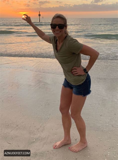 Emily Austen Feet Aznudefeet